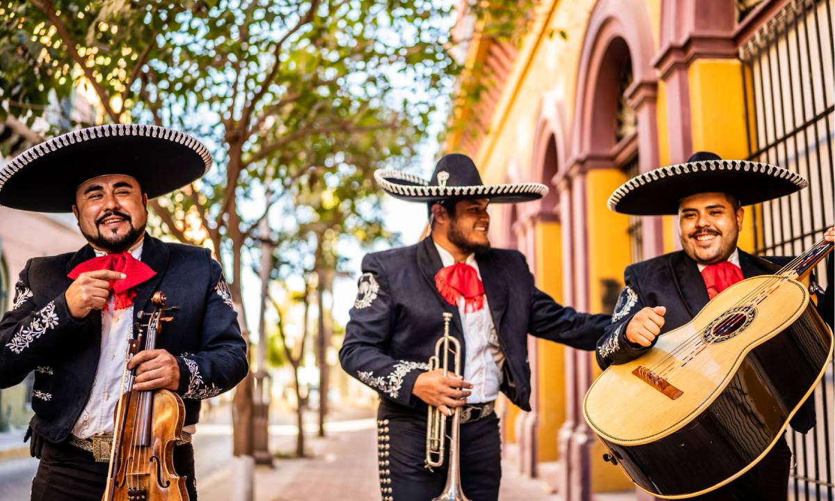 La Historia del Mariachi Mexicano Origen y el Significado de sus ...