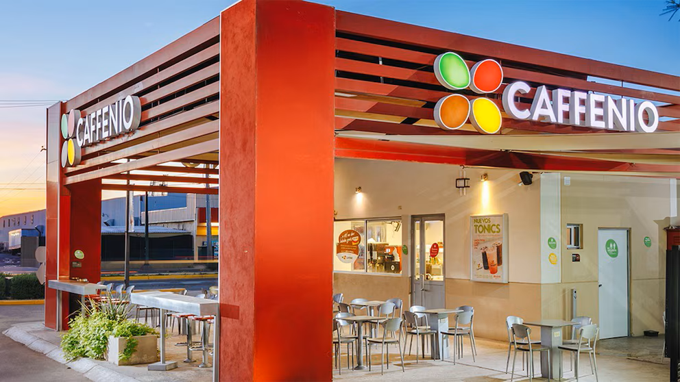 La Historia de Caffenio y su Relación con la Cadena OXXO